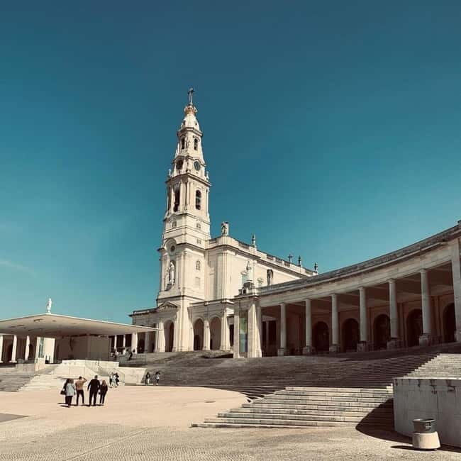 Fátima, Nazaré and Óbidos  Full-Day Tour from Lisbon