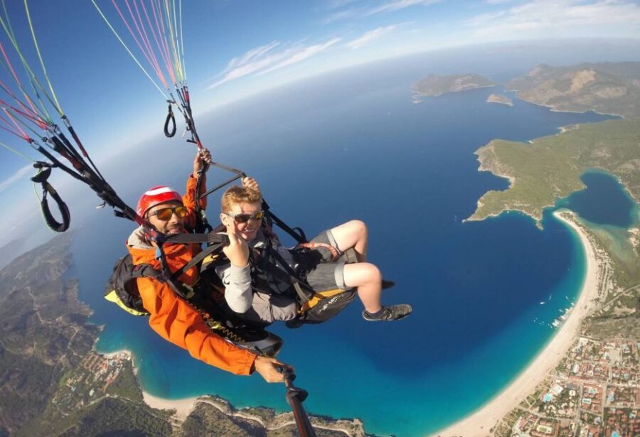 Fethiye: Tandem Paragliding Experience w/Hotel Pickup