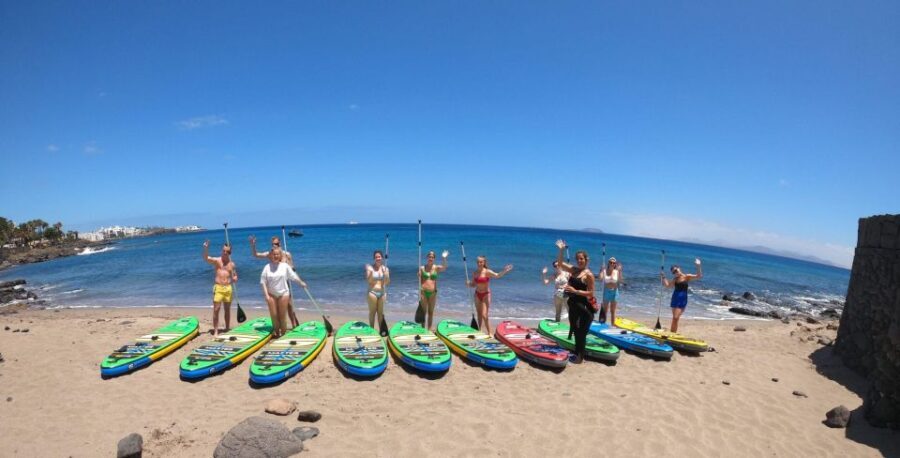 Flamingo Beach: Guided SUP and Snorkeling experience