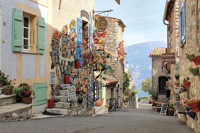 Flavors & Tastes of Provence , Shared & Guided 1/2 Day from Nice