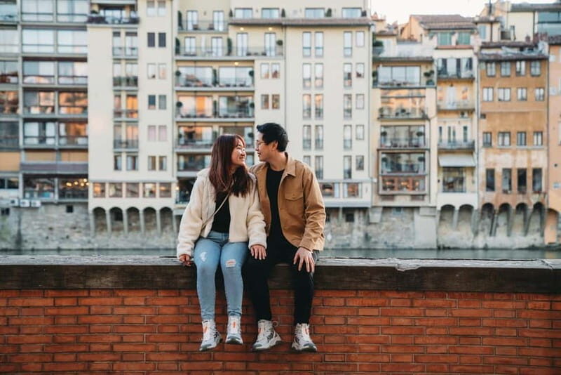 Florence: Classics Photoshoot with Ponte Vecchio Bridge