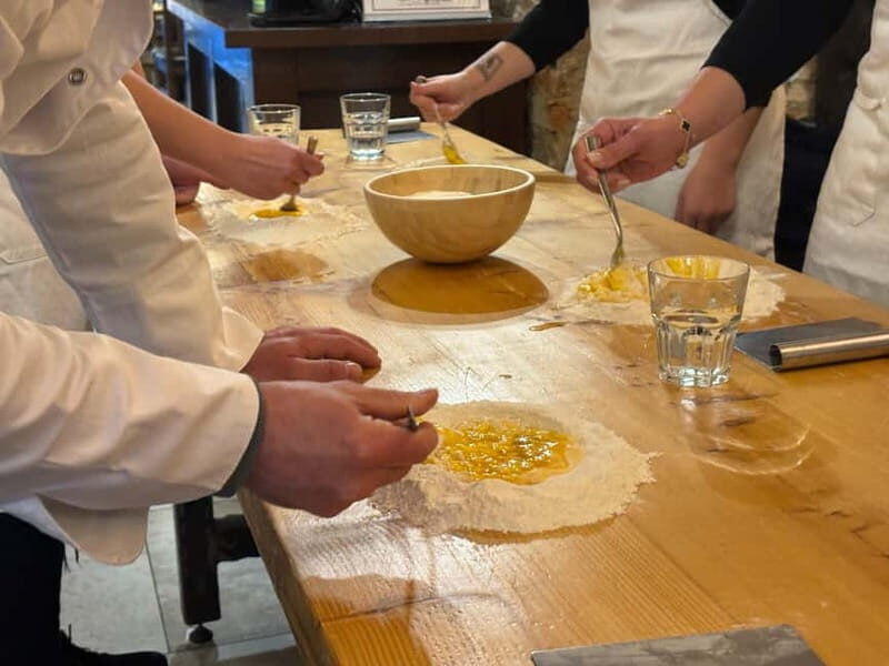 Florence: Handmade Ravioli & Pasta Class with Unlimited Wine