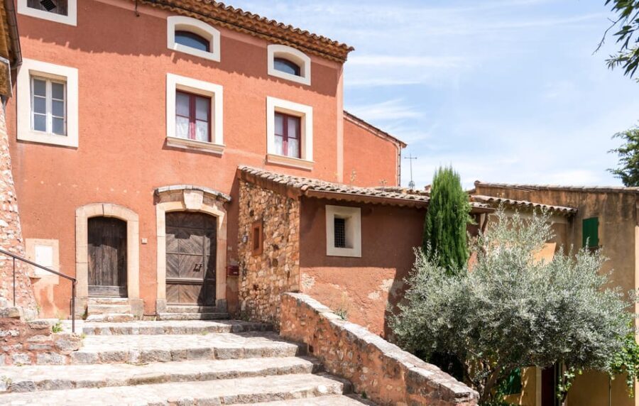 From Aix-en-Provence: Wine & Luberon Villages Full-day Tour