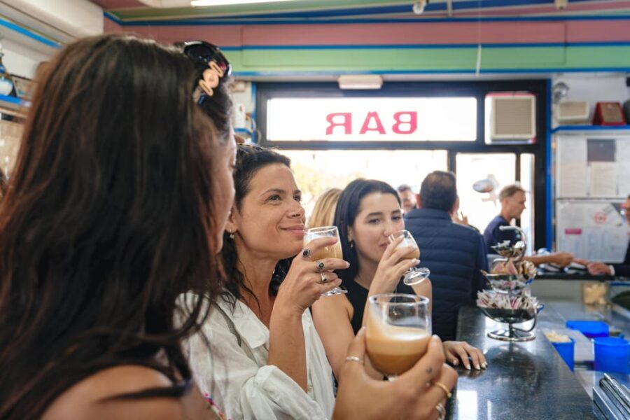 From Bari: Full-day Tour to Polignano with Street food 9hrs