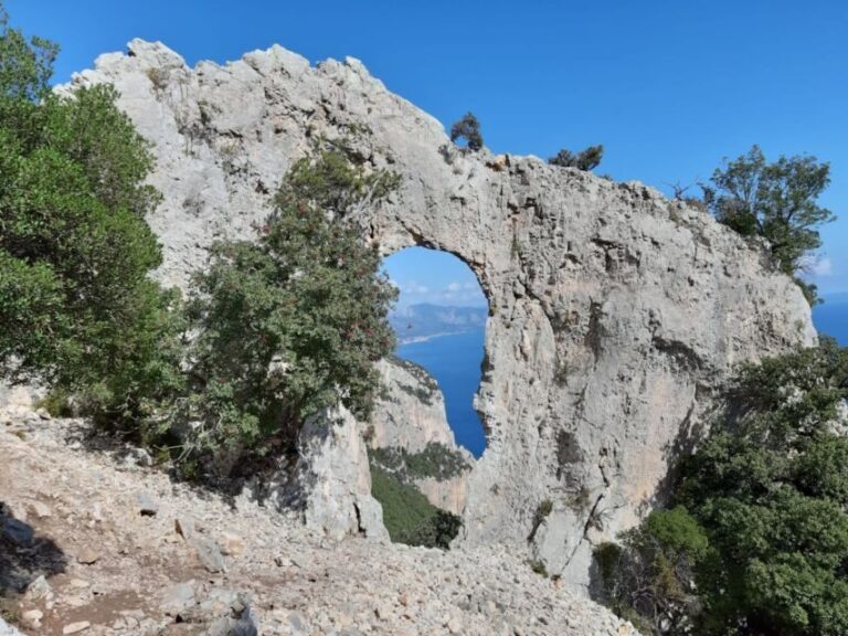 From Baunei: Cala Mariolu Hiking Tour - The Itinerary in Detail