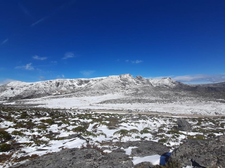 From Covilhã: Serra da Estrela Guided Tour with Lunch