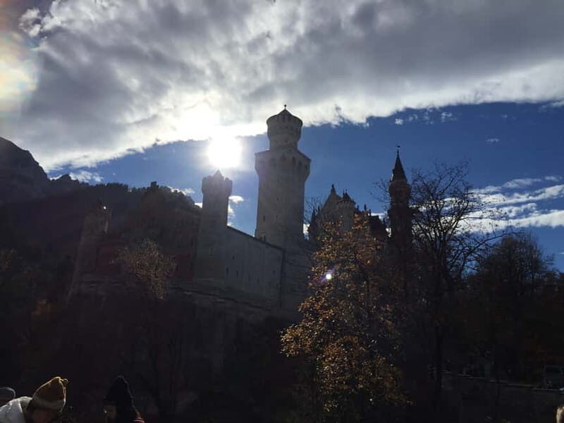 From Garmisch-Partenkirchen: Neuschwanstein Castle Tour
