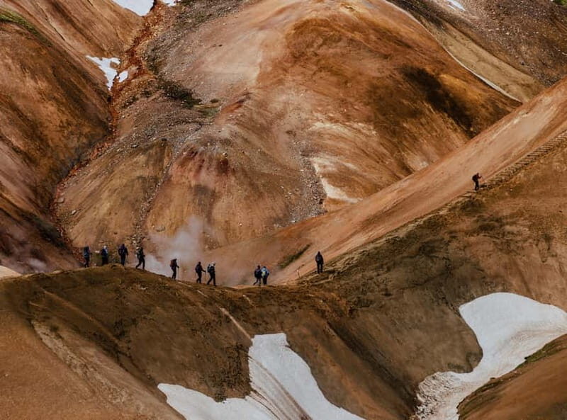 From Highland Base: Hike to the geothermal gem Hverabotn