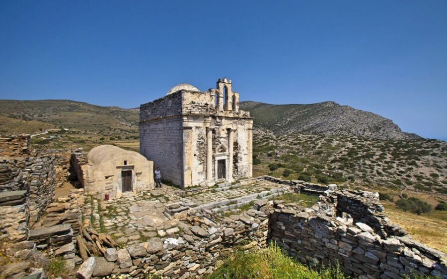 From Ios: RIB Boat Trip to Sikinos Island and Winery Tour