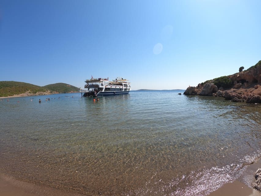 From Izmir: Full Day Boat Trip around Cesme with BBQ Lunch