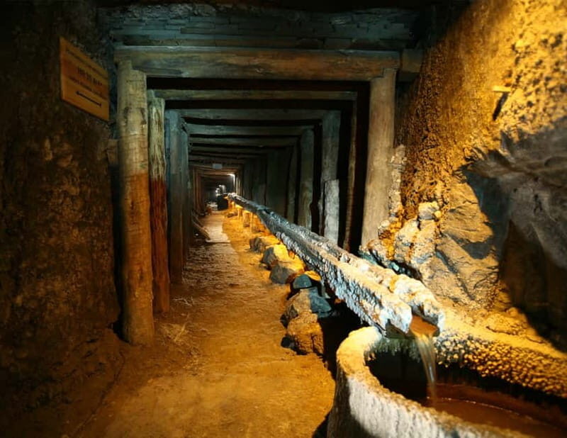 From Krakow: Wieliczka Salt Mine Tour With Private Car