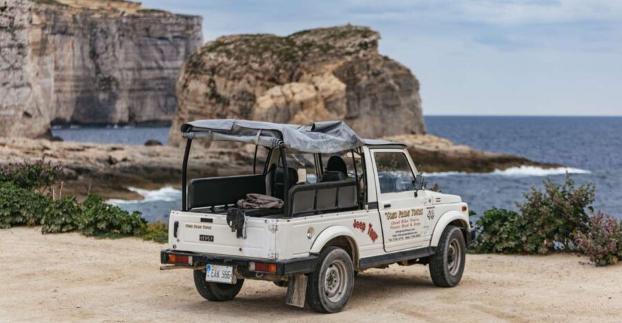 From Malta: Full-Day Gozo Jeep Tour with Lunch and Boat Ride
