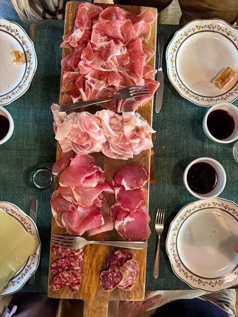 From Milan: Food Valley with Cheese Factory Visit and Lunch