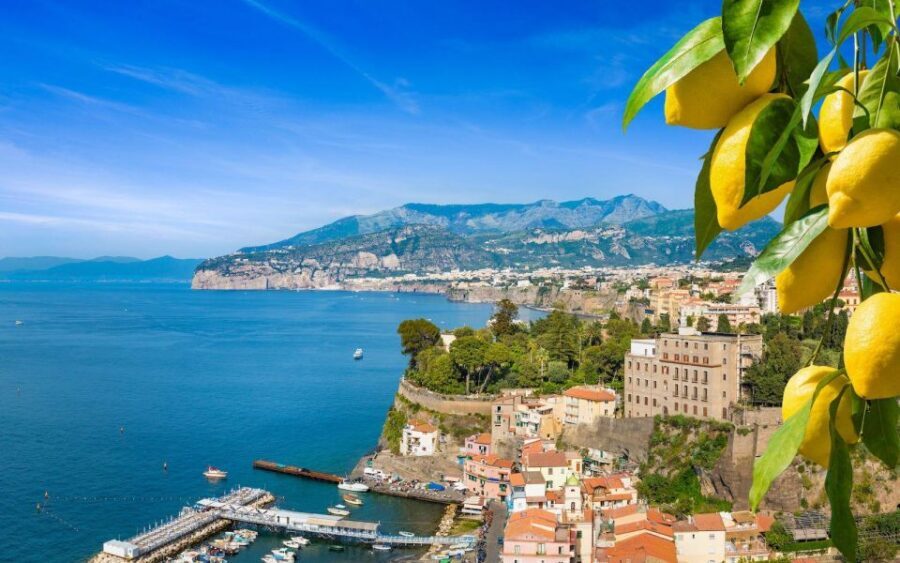 From Naples: Premium Tour of Sorrento, Positano, Amalfi