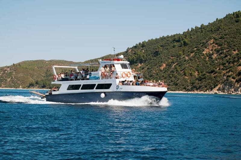 From Ouranoupolis: Two Islands Cruise with Lunch on Board