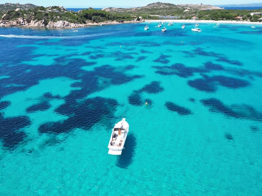 From Palau/La Maddalena: All inclusive Yacht Tour