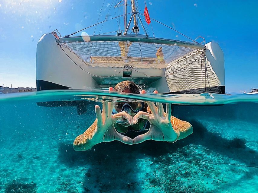 From Palau: Maddalena Archipelago Catamaran Tour with Lunch