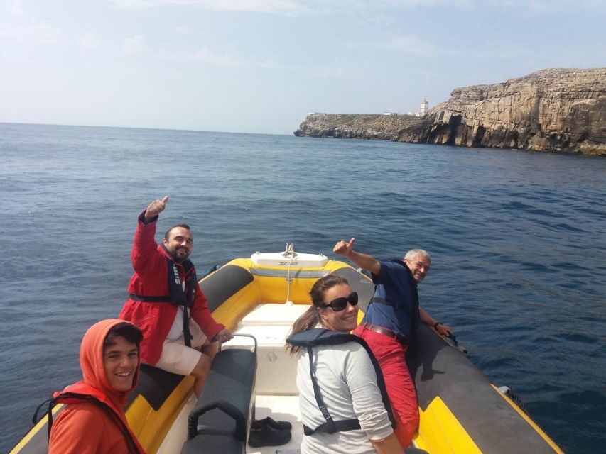 From Peniche: 1-Hour Cabo Carvoeiro Boat Tour