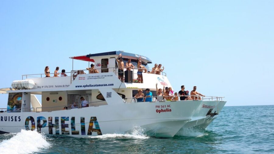 From Portimão: Catamaran Cruise to Benagil Caves with BBQ