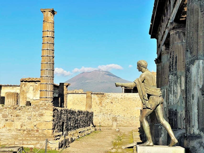 From Positano: Pompeii & Wine Tasting with Lunch