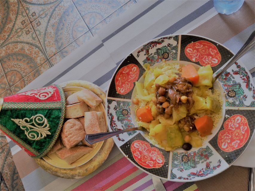 From Seville: Tangier Day Trip with Local Guide and Lunch
