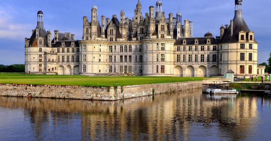 From Tours: Chenonceau and Chambord Castles Guided Tour