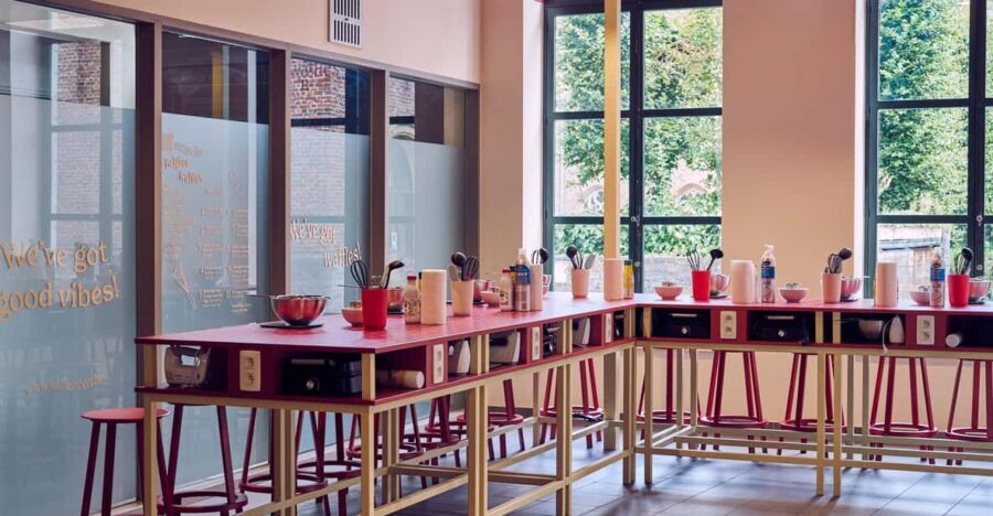 Ghent: Belgian Waffle-Making Workshop with Beer Tasting