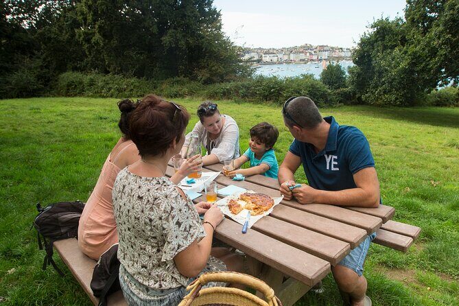 Gourmet bike ride in Lanvallay