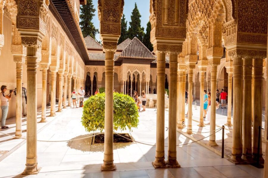 Granada: Alhambra Complex Guided Tour Options