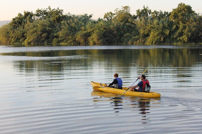 Guided Kayak Tour to Gracia Island