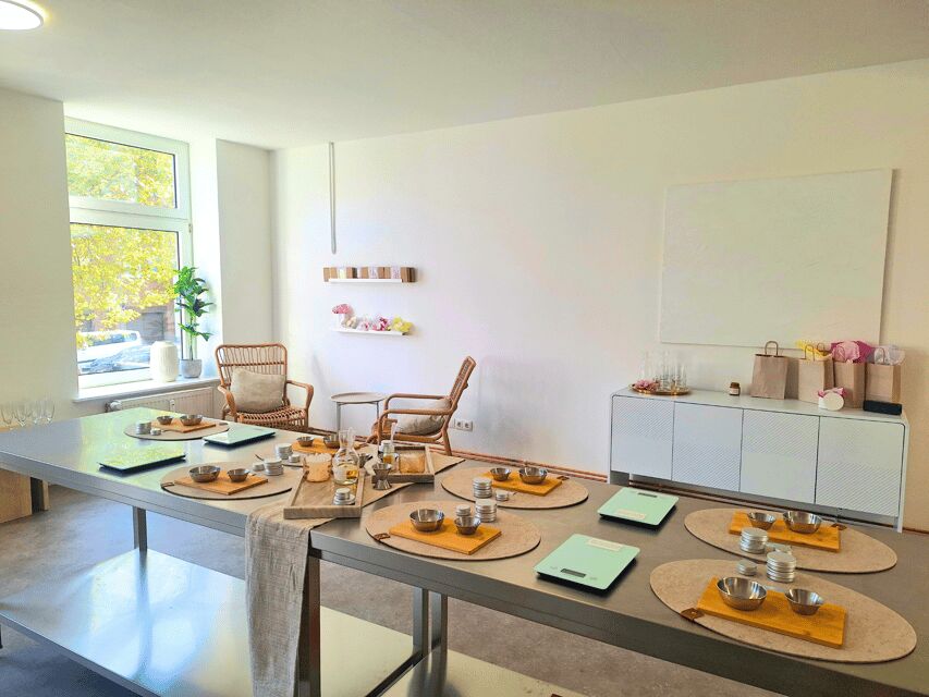 Hamburg: Body butter workshop with champagne