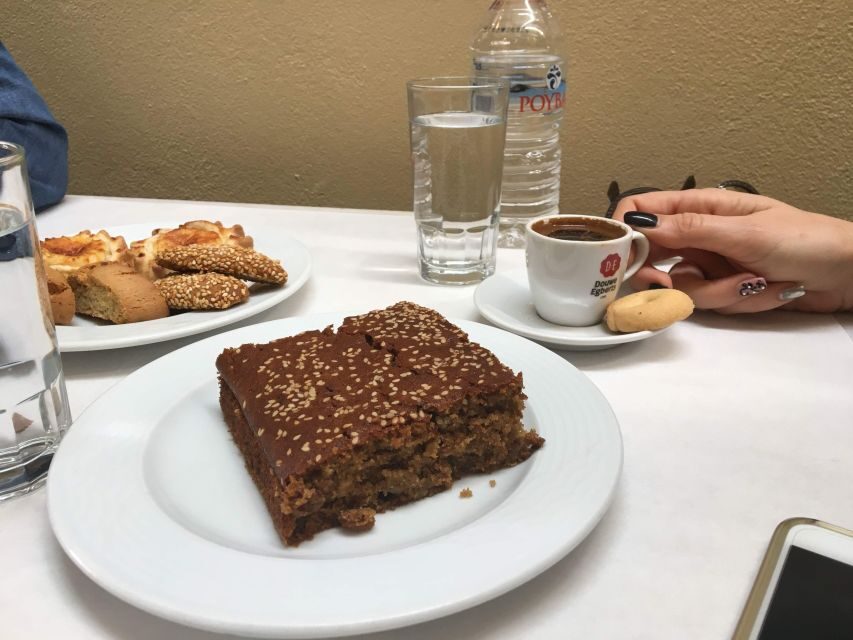 Heraklion: History & Culture Walking Tour with Food Tasting