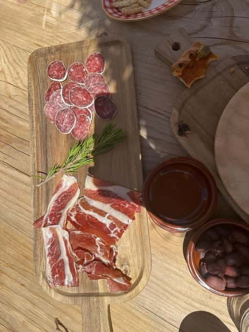 Ibiza Wine Tour: Wine Tasting + Tapas at Winery