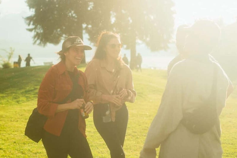 Interlaken: Lake Thun Sunset Social Bike Tour with Sundowner