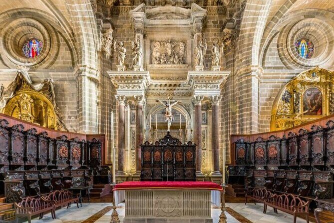 Jerez Walking Tour with Alcazar and Cathedral Entrance