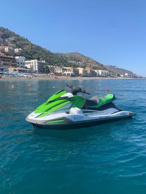 Jet ski rental in Letojanni - Who Will Love This Experience?