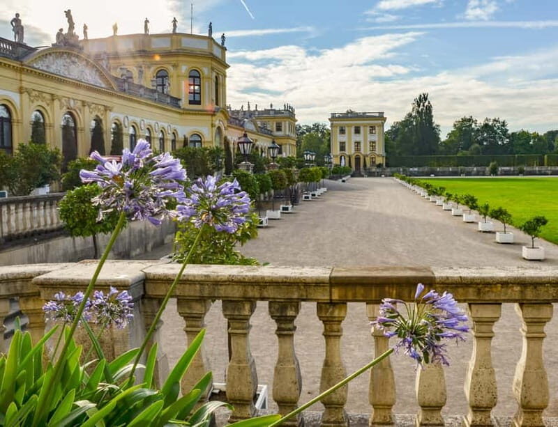 Kassel: Flowers, baroque and art - a walk from the island to the city