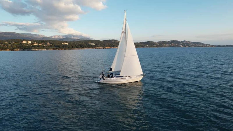 Kefalonia: Day cruise Ithaca, sailing Lunch 3 swimming spots