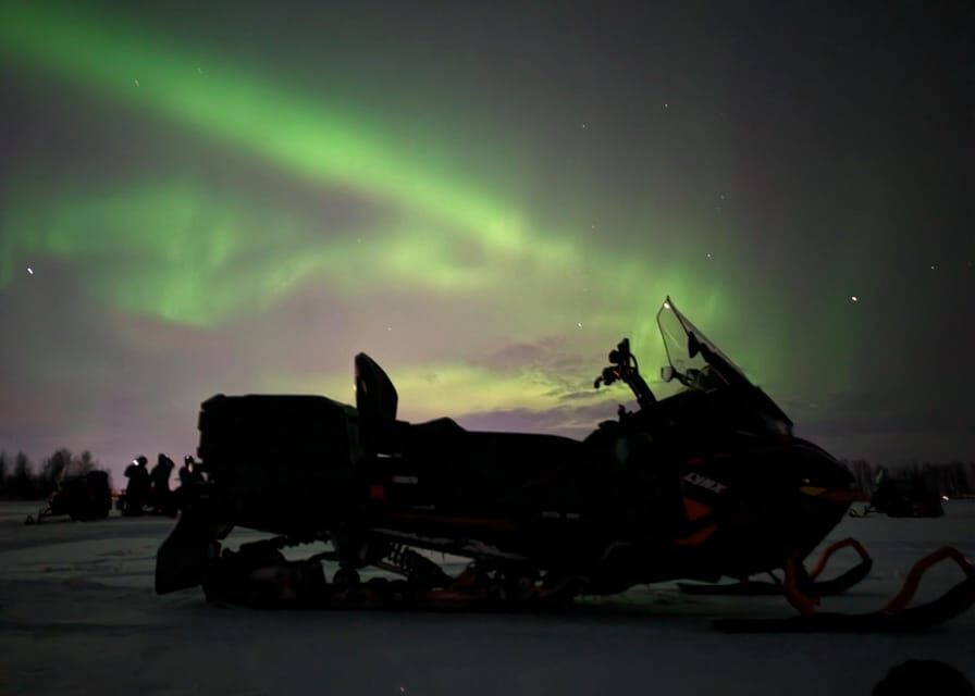 Kemi-Tornio: Night Safari on Snowmobiles