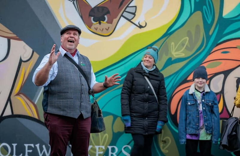 Kilkenny: Historical and Hysterical Guided City Walking Tour