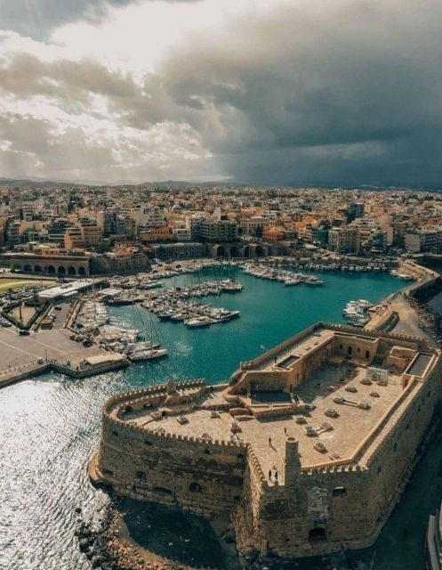 KNOSSOS PALACE AND HERAKLION TOWN ARCHAEOLOGICAL MUSEUM - Authenticity and Experience