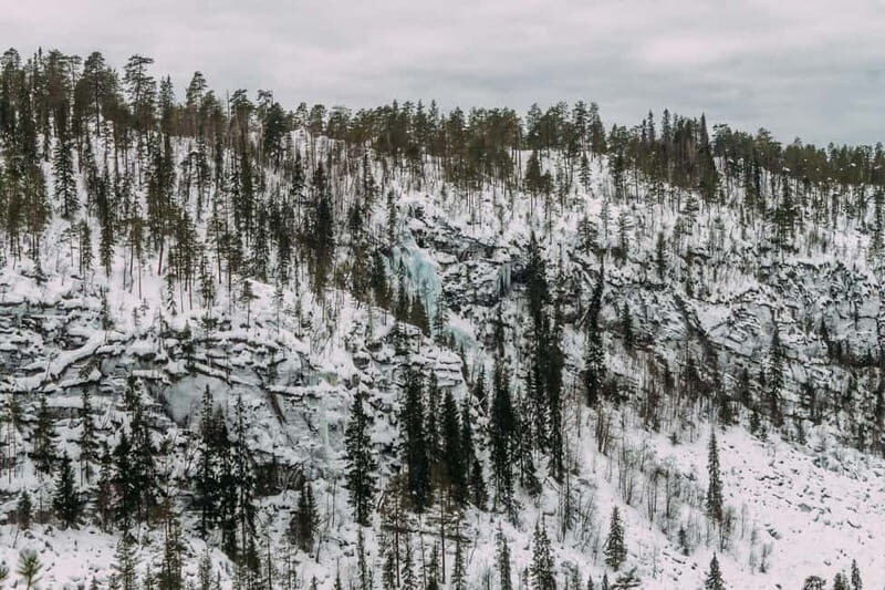Korouoma Canyon: Frozen Waterfalls Hike & BBQ Experience