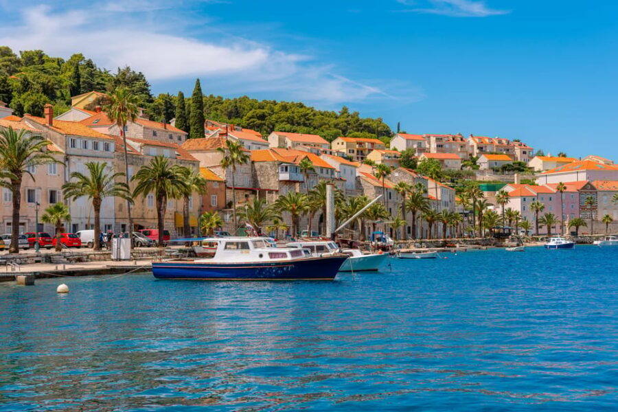 Korula: Sail Away - private cruising tour