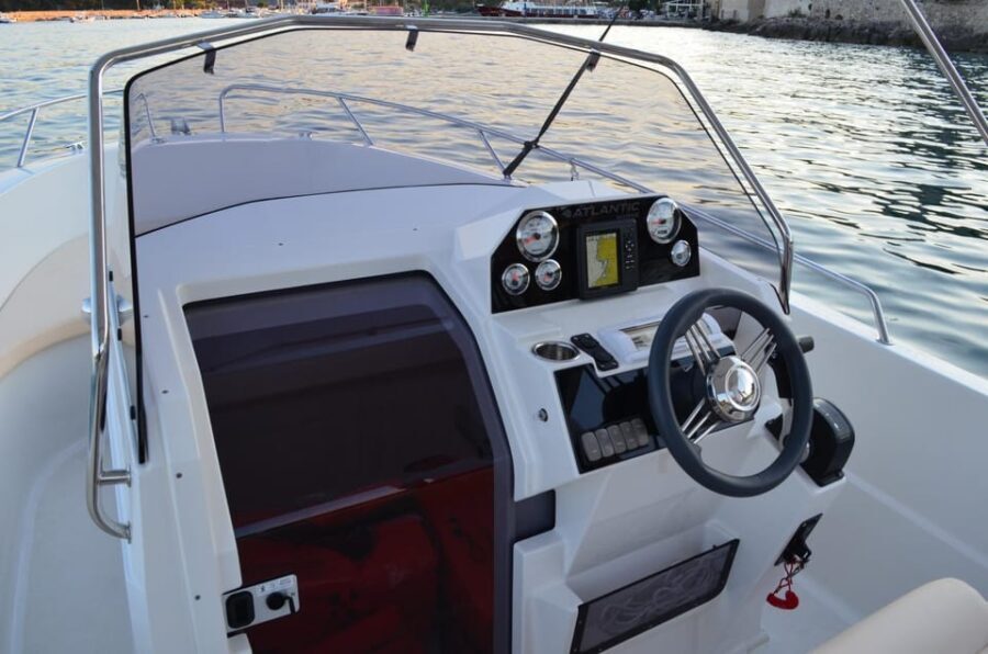 Krk: Rent a boat Atlantic 670 open 409kk