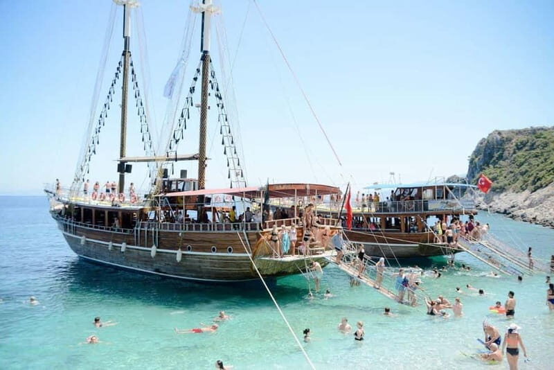 Kusadasi: Aegean Sea Boat Tour with Lunch