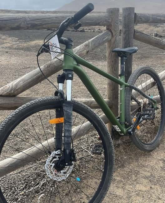 LA GRACIOSA: Bike rental MOUNTAIN BIKES