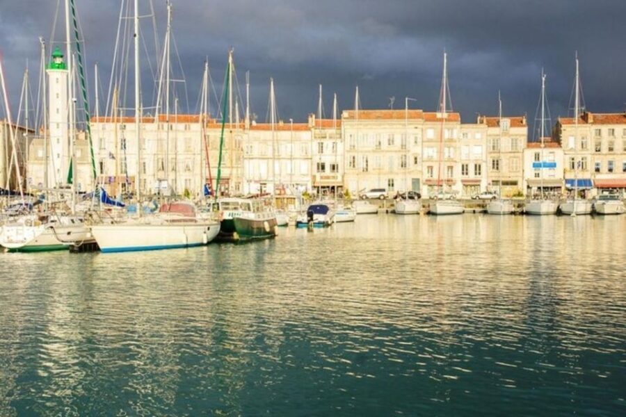 La Rochelle : Private Custom Walking Tour With a Local Guide