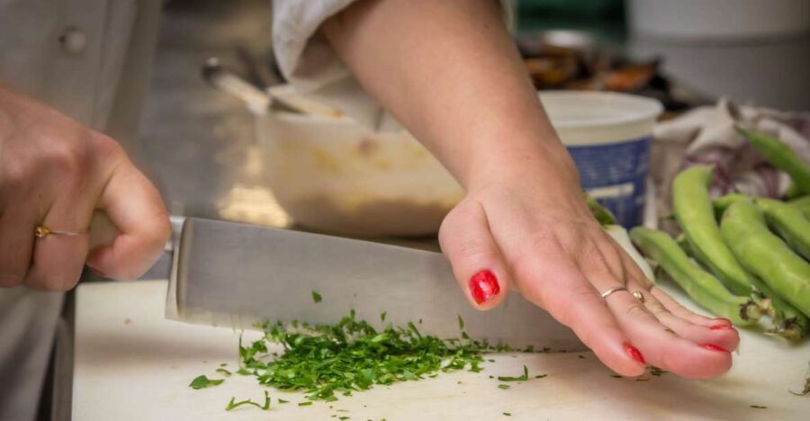 La Spezia: Market Visit and Seafood Cooking Class with Lunch