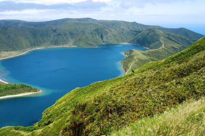 Lagoa do Fogo: Private Scenic Walking Tour