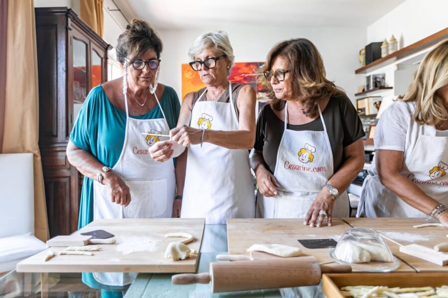Lake Como: Ravioli Cooking Class with Wine